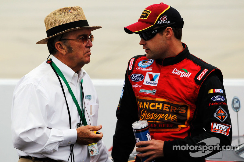 Roush explains Edwards, Stenhouse crew chief pairing for 2013