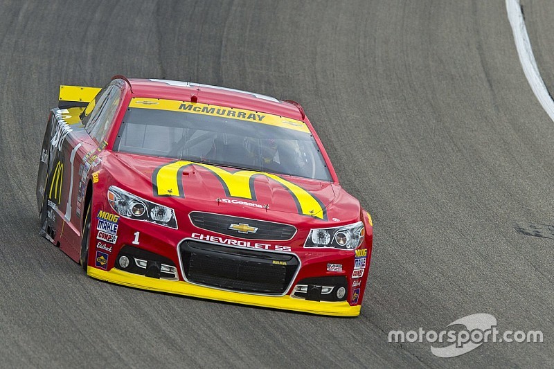 McMurray not feeling any pressure ahead of first Chase