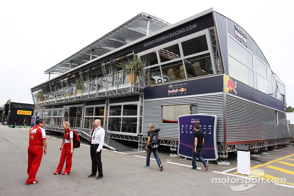 The Teams motorhomes set up in Catalunya, which one do you like the ...